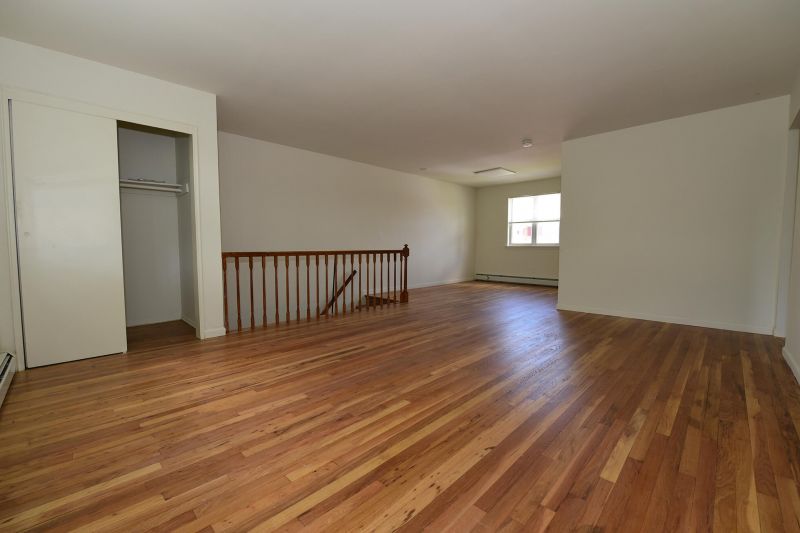 Cloverleaf Gardens | Woodbridge NJ Apartments for Rent